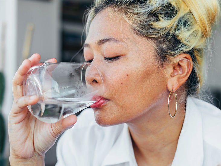 sugar-detox-symptoms-side-effects-and-tips-for-a-low-sugar-diet