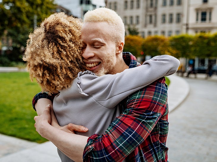 Albinism: Symptoms, causes, and diagnosis