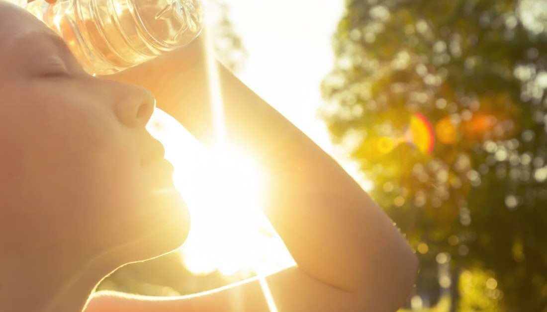 How does temperature affect mental health?