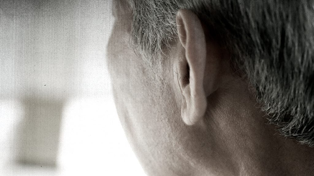 Headache behind the ear: Causes and treatment