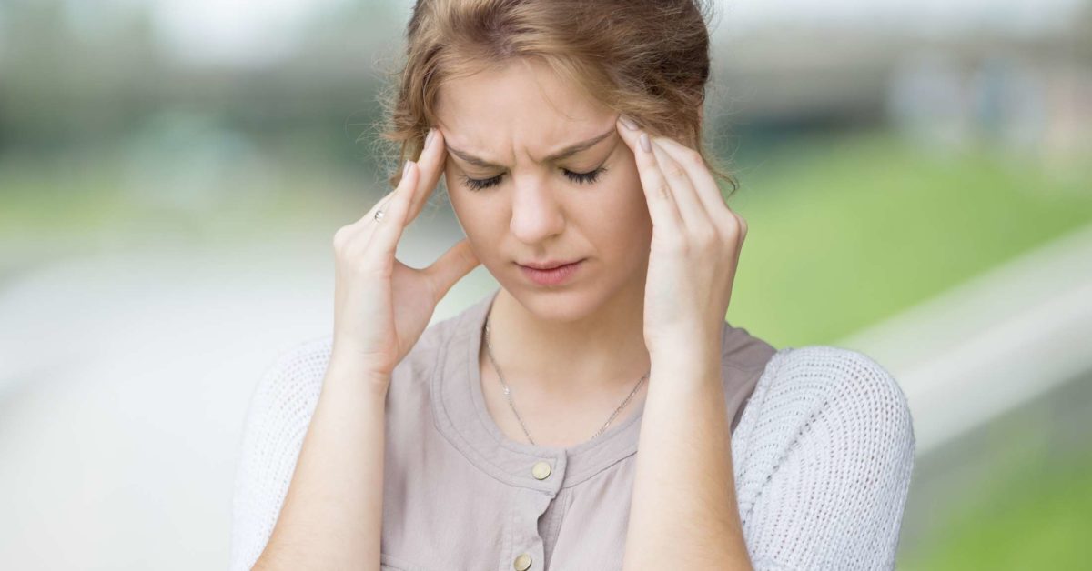 Head feels heavy: 5 causes, symptoms, and treatments