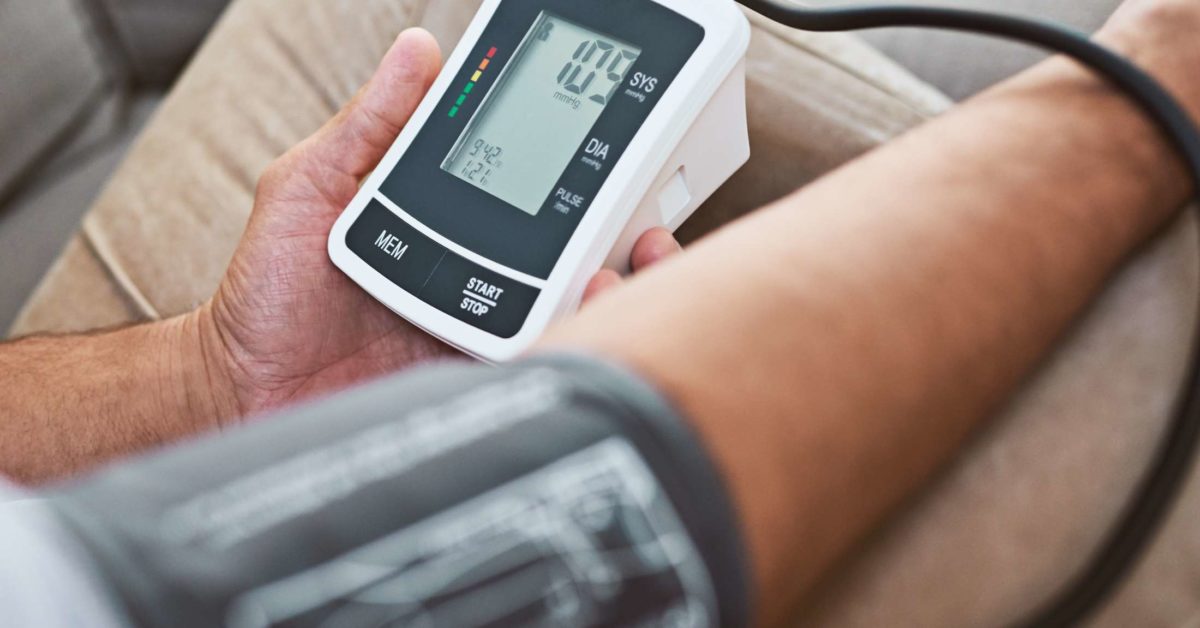 How To Check Blood Pressure By Hand Methods And Tips