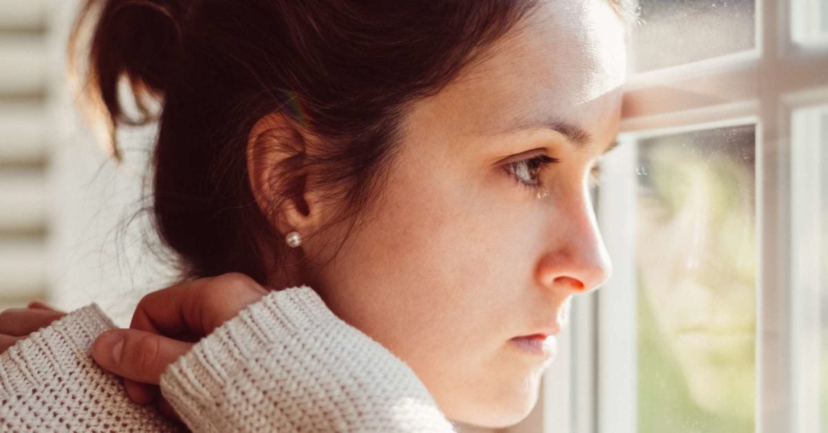 Separation anxiety in adults: Symptoms, treatment, and management