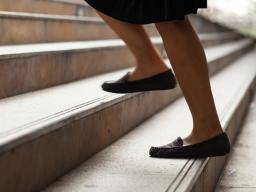 Swap caffeine for stair-walking to boost energy, motivation