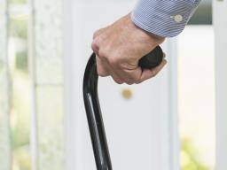 Paraparesis: Causes, symptoms, and management