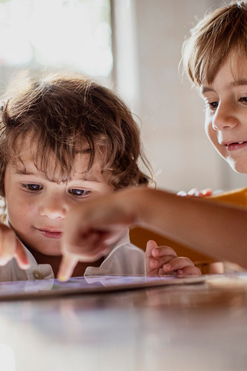 Should parents limit screen time for young children?