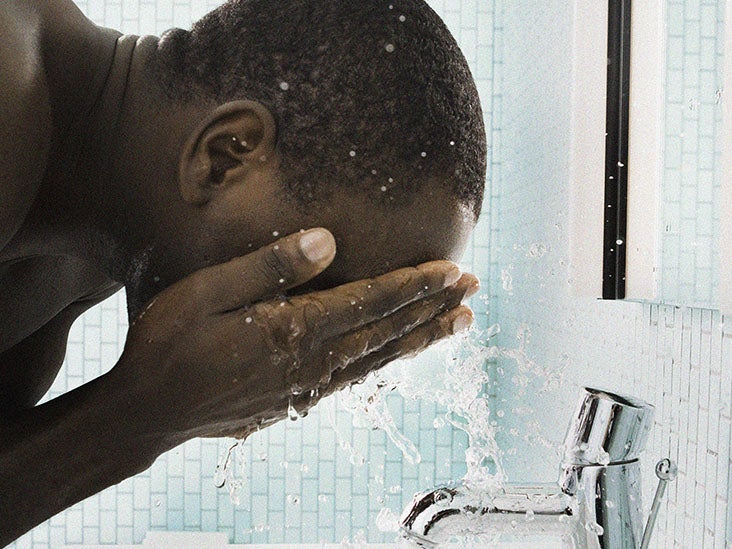 How to clear clogged pores: Treatments and techniques