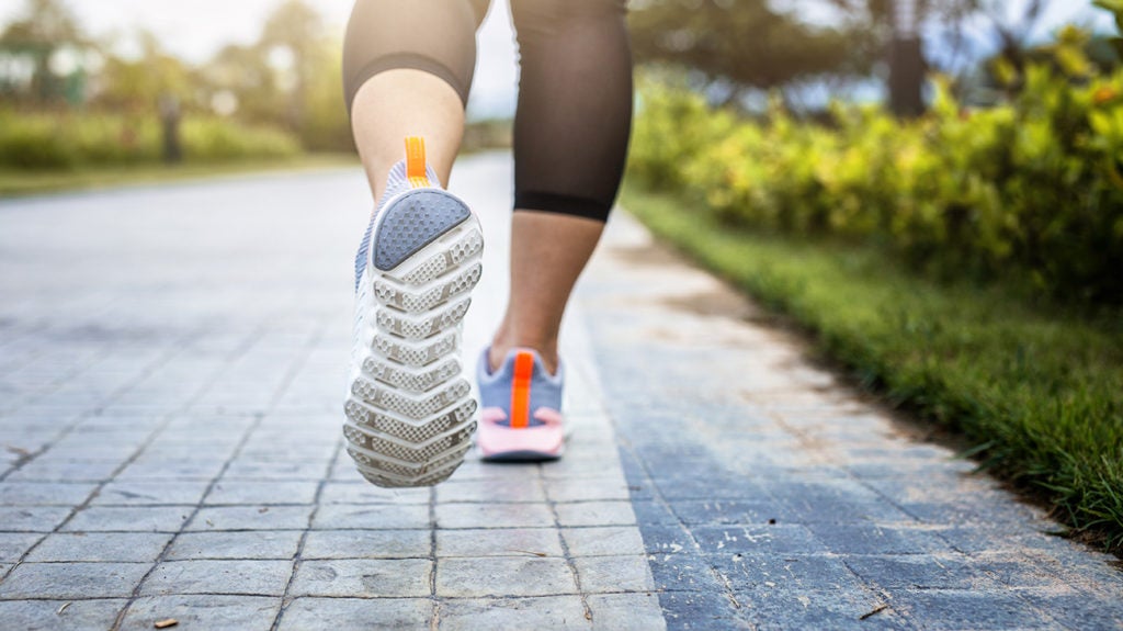 What are the benefits of brisk walking?