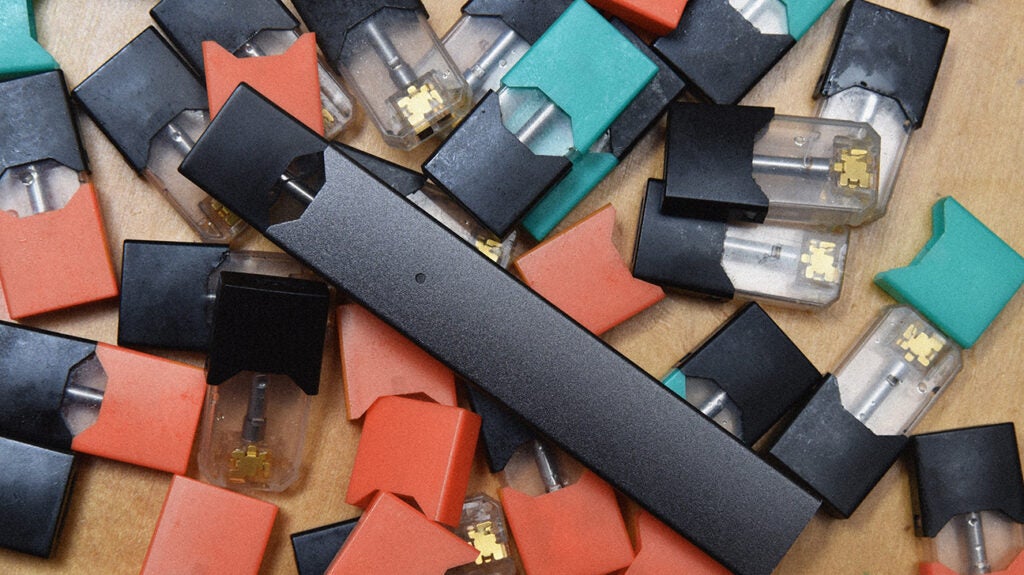 JUUL: Side effects and health risks