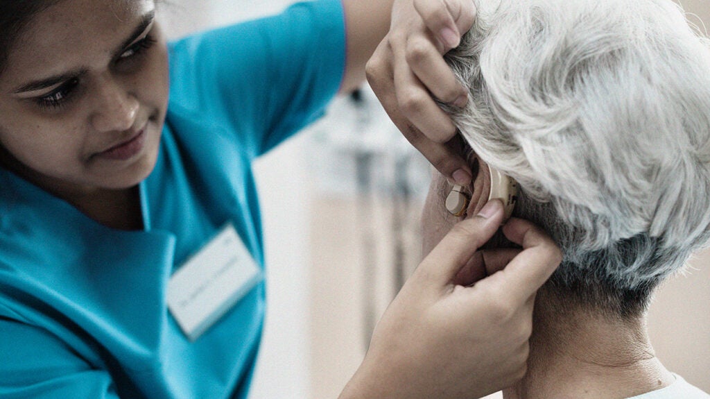 UnitedHealthcare Medicare hearing coverage: Benefits, costs, and rules