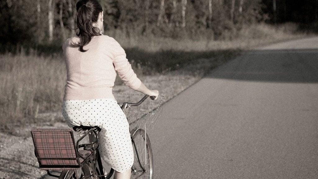 Pain in buttocks when sitting: Causes and treatments