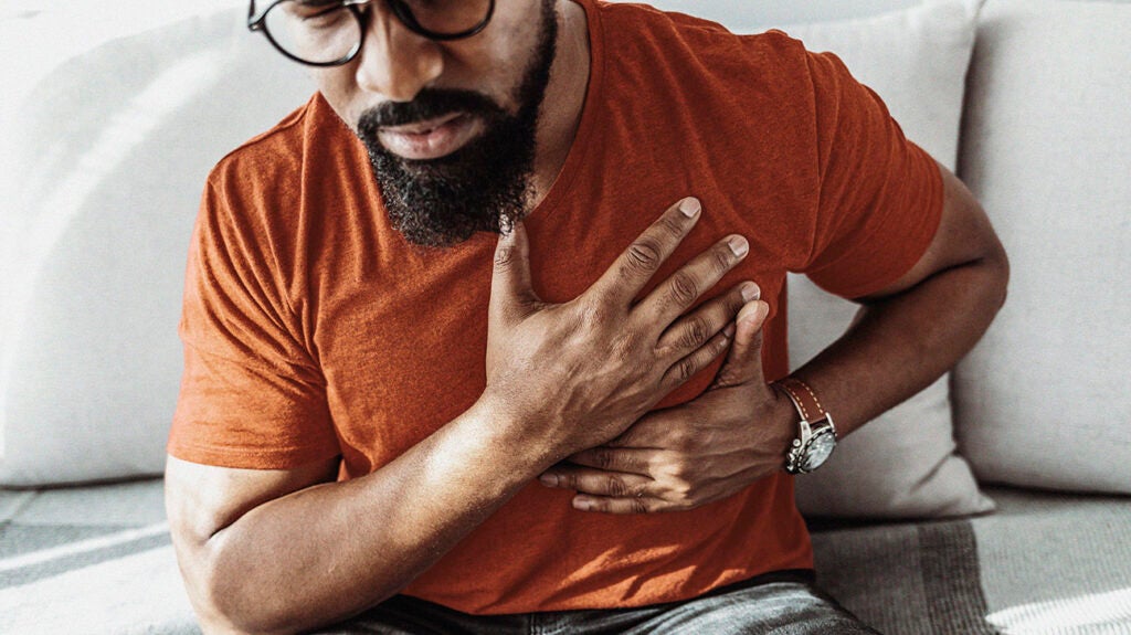 Stages of a heart attack explained: Signs, what to do, and more