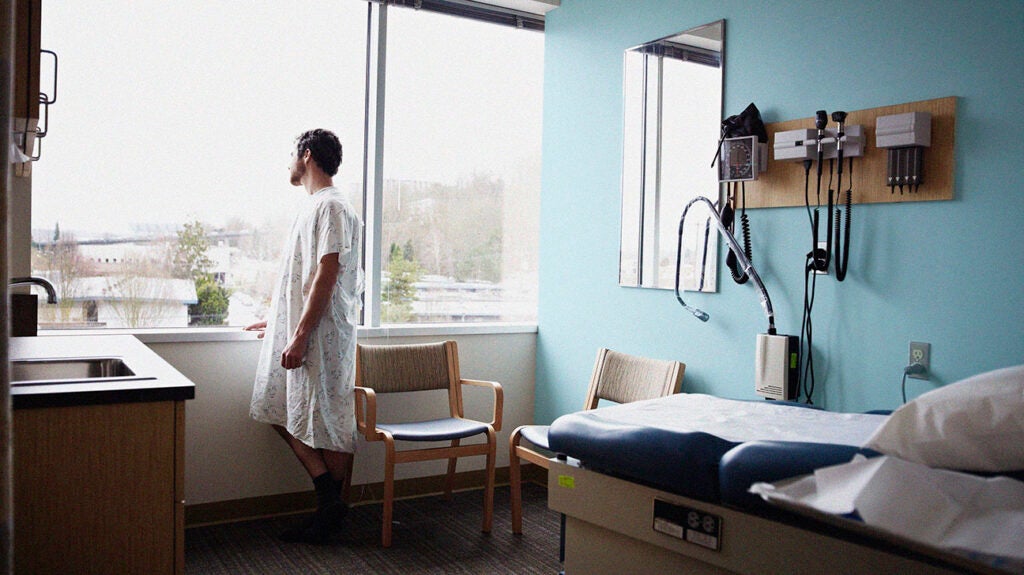 Pulmonary embolism after surgery: Risk, symptoms, and more