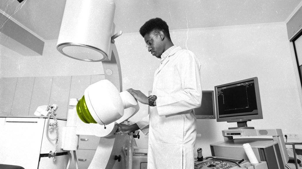 Lithotripsy: Procedure, recovery, and side effects