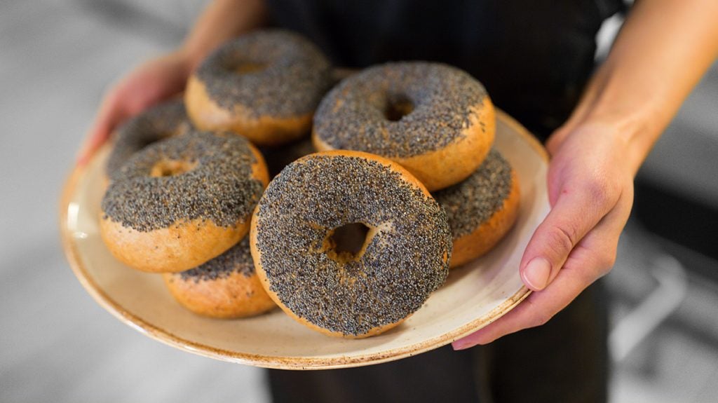Poppy seeds: Nutrition and health benefits