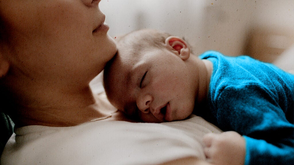 Postpartum heart palpitations: Symptoms, causes, and more