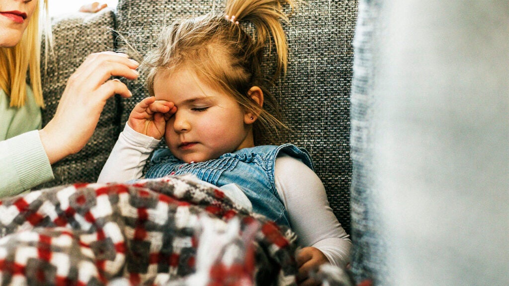 Preseptal cellulitis: Symptoms, causes, treatments, and more