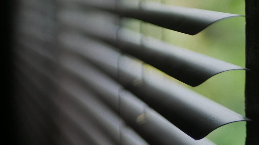 Photophobia: Causes, symptoms, and treatment