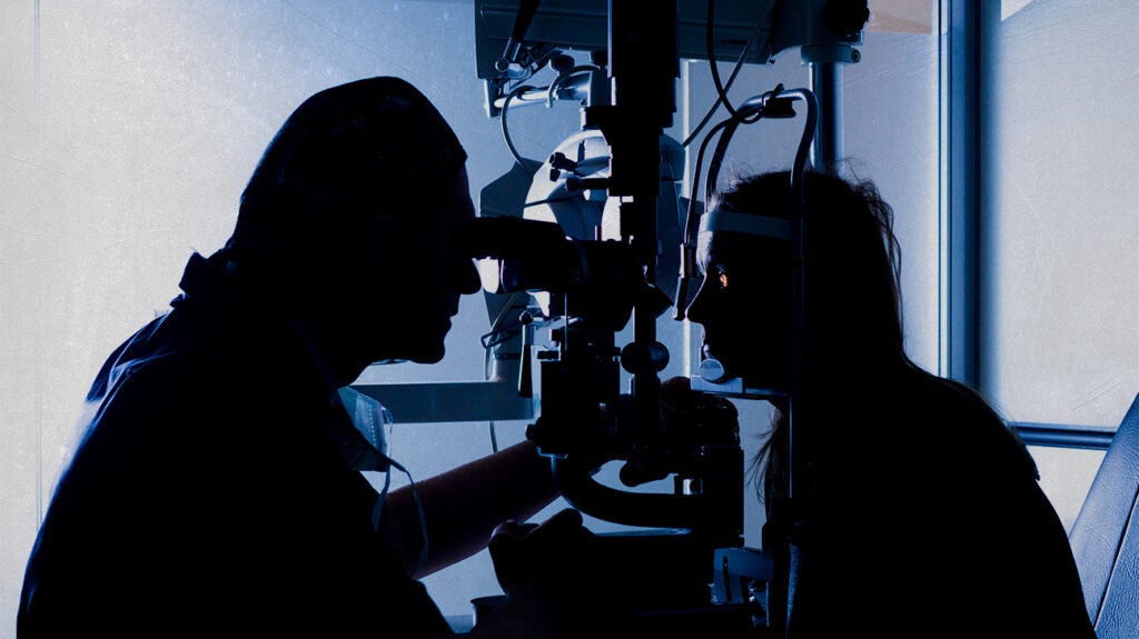 Retinal problems: Types, symptoms, and treatments