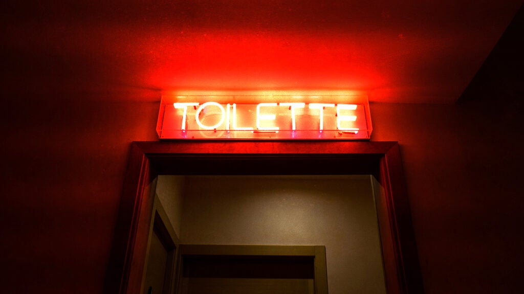 Tenesmus: Causes, symptoms, and treatment