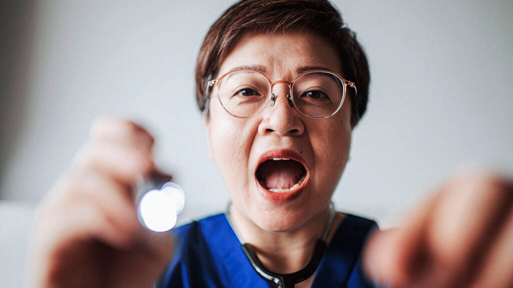 Laryngitis: Symptoms, causes, and treatments