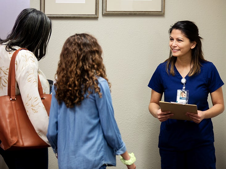 Tdap vaccine: When to get it, side effects, and safety