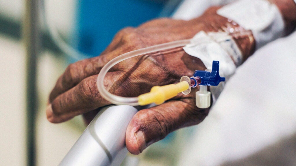 Metastatic small cell lung cancer: Symptoms, spread, and more
