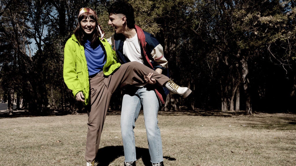 What are the health benefits of friendship?