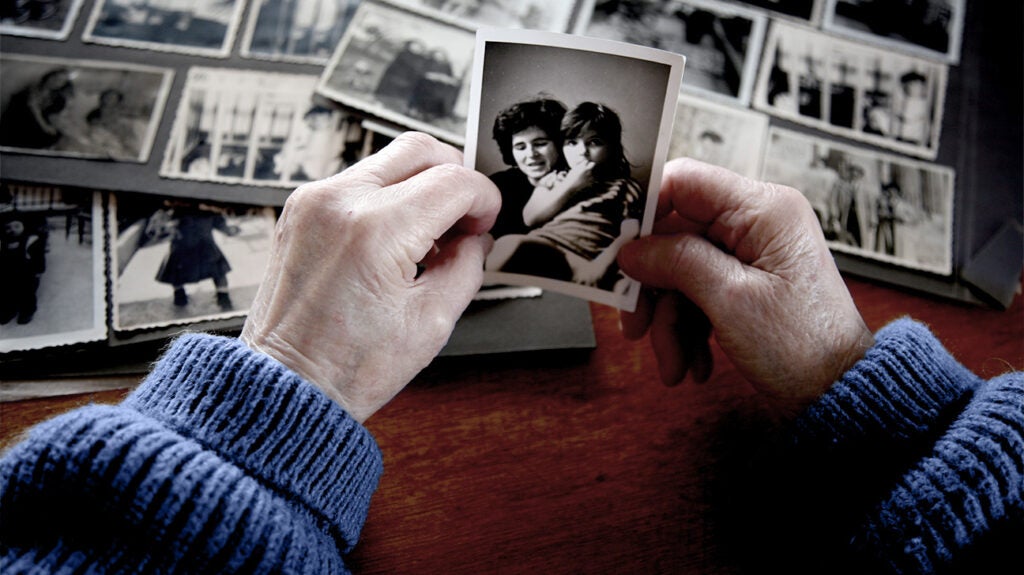 Making A Memory Book For A Person With Dementia
