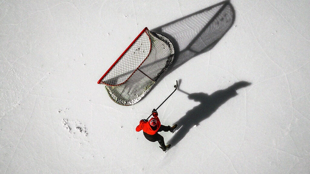 Hip labral tear: Symptoms, treatment, and exercises