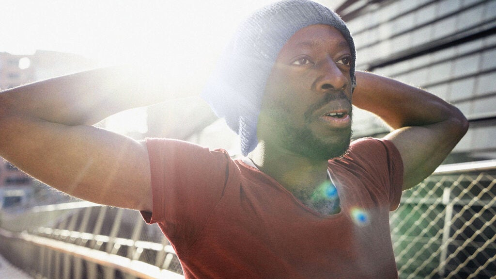 The stomach vacuum exercise: How to and benefits