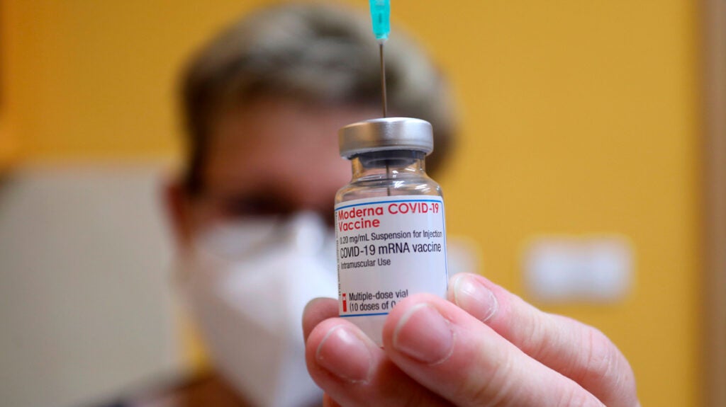 Moderna vaccine side effects: How long they last and common reactions