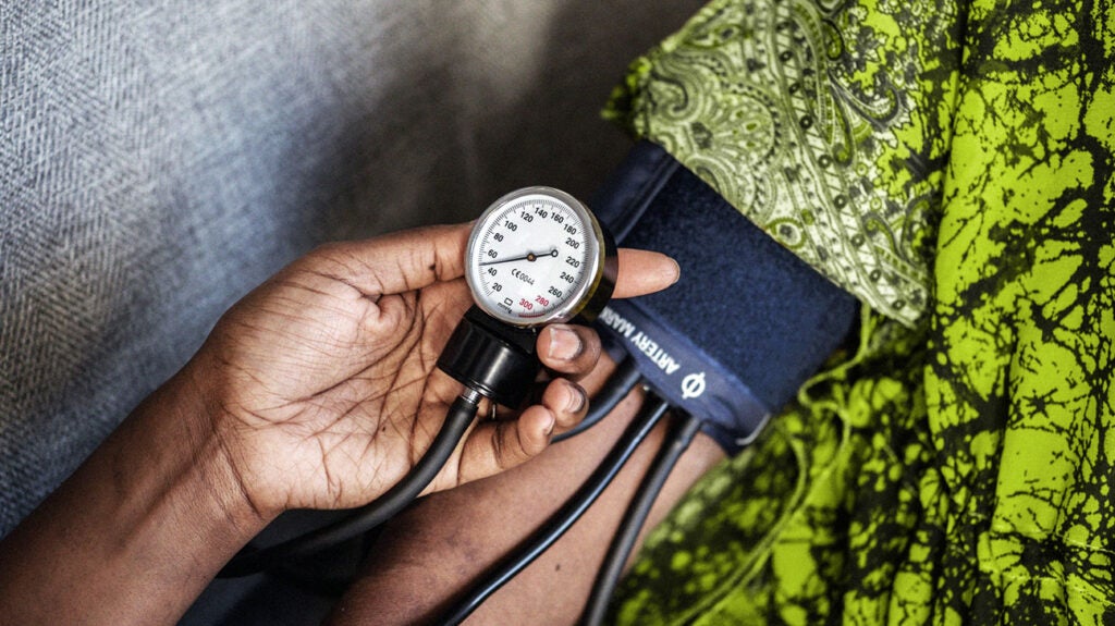 Symptoms of heart damage from drugs