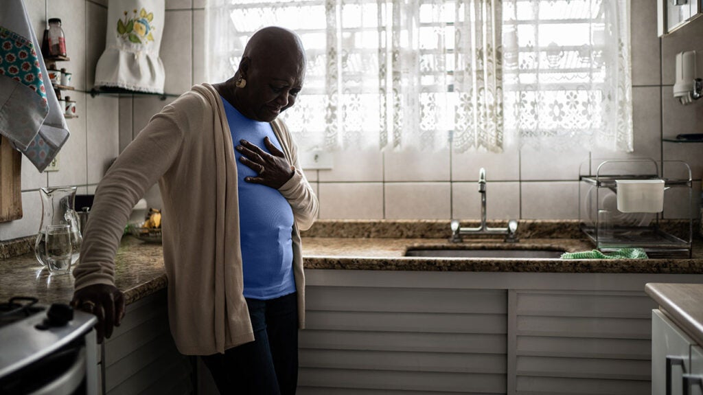 Does congestive heart failure cause a cough?