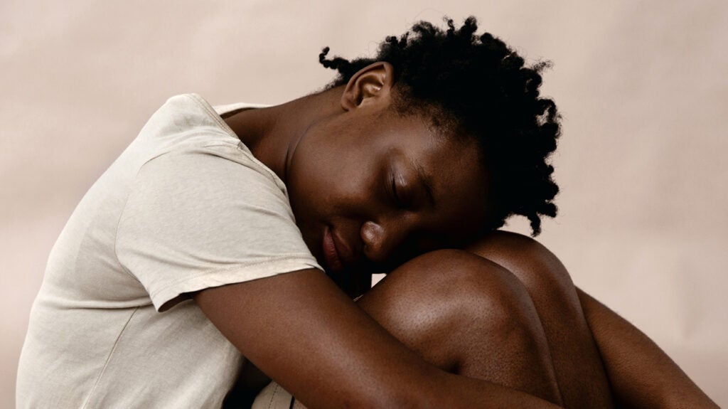 Pain in the front of the knee: Causes, symptoms, and treatment