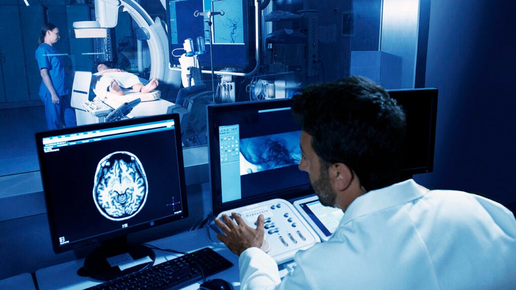 Angiogram to diagnose brain aneurysm: Procedure and recovery