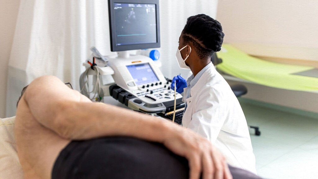 Valvular A-fib: Symptoms, causes, and more