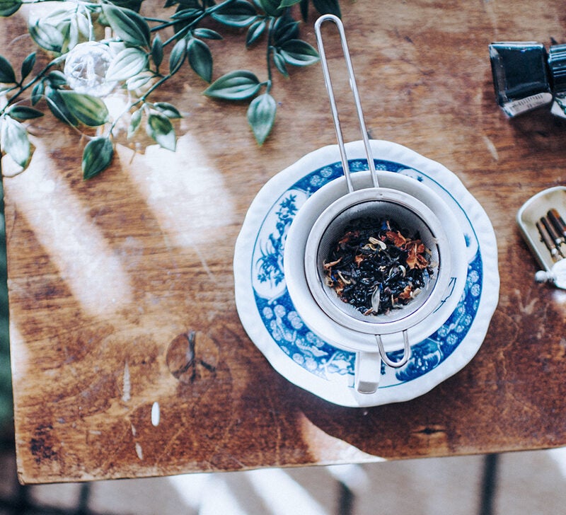 Smoking tea: Risks, benefits, and more