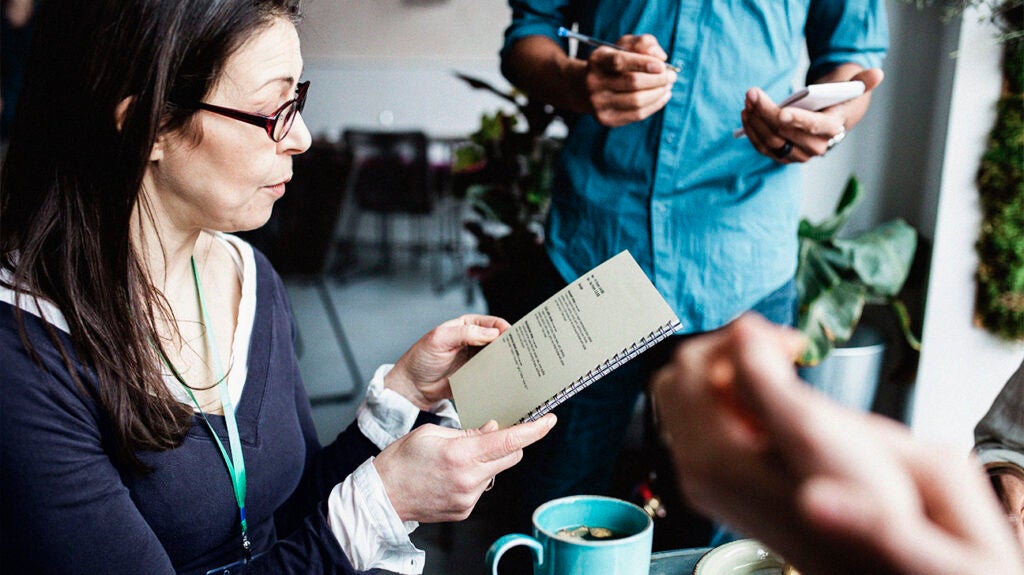 How to stop stomach growling: Top 10 natural remedies